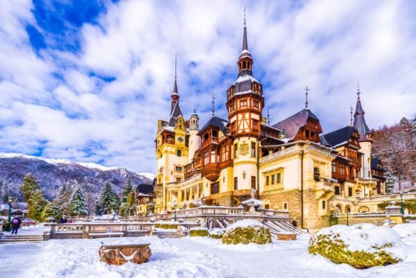 Top 10 BEST Winter Snow Holidays for Non-Skiers (Europe)